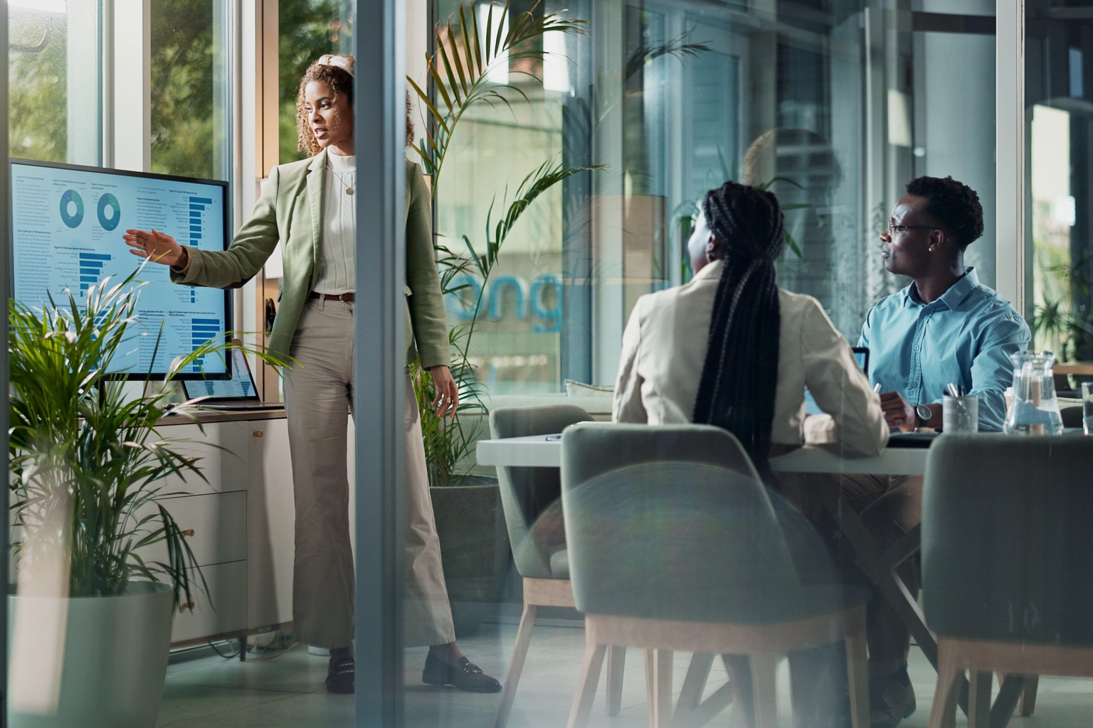 Why insurance compliance must become intelligence-driven | Wolters Kluwer